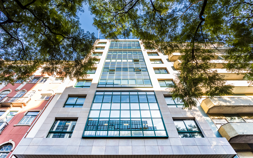 Explorer Investments vende Edifício 5 de Outubro 124 à Fundiestamo